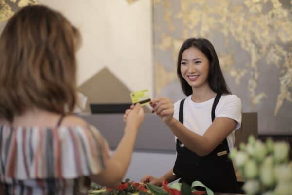 Does Credit Card Have to Match ID for Hotel Check-In? - Hotel Chantelle