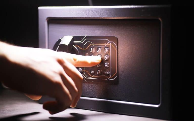 How to Reset a Hotel Room Safe: A Step-by-Step Guide - Hotel Chantelle